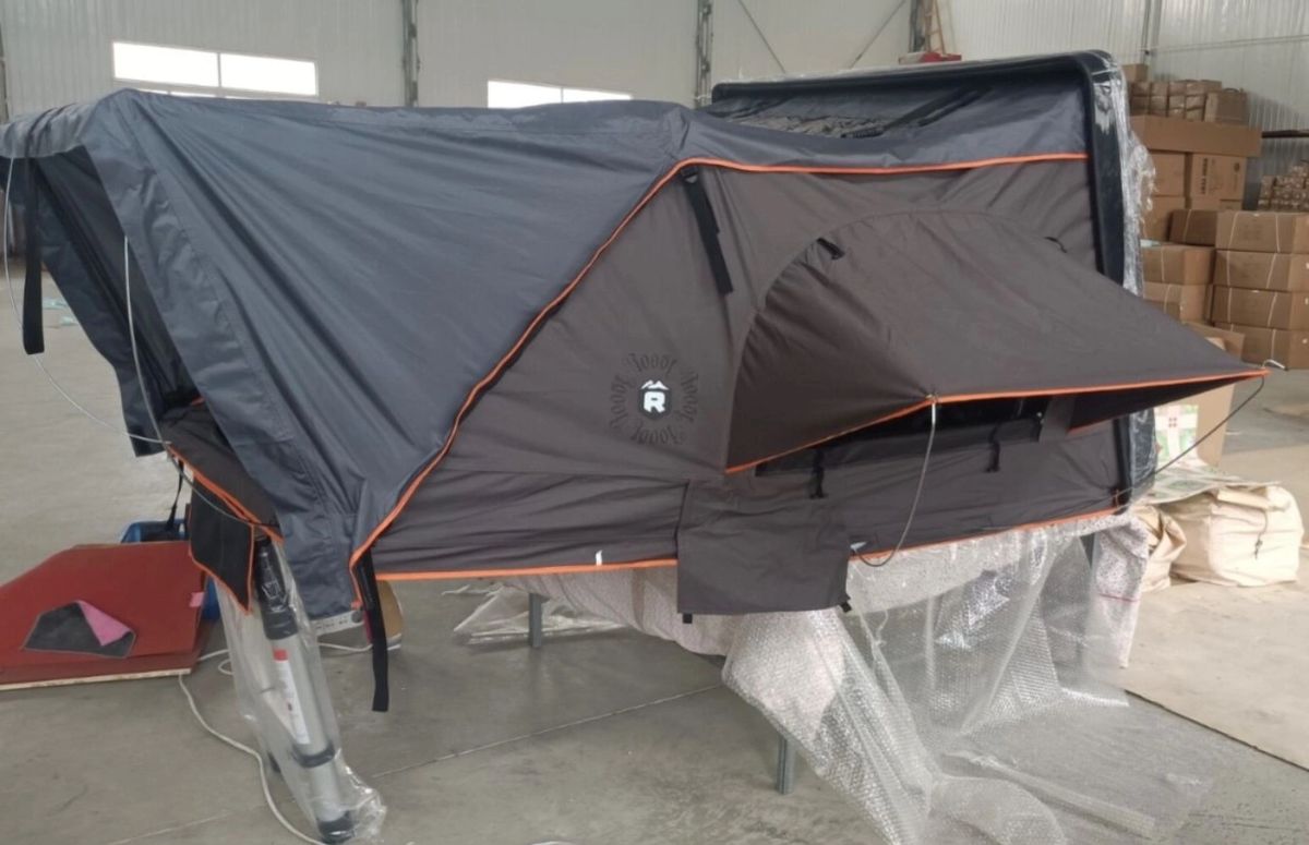 large roost tent box hard shell