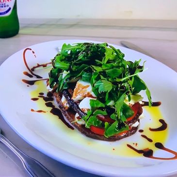 The Common Room: Restaurant and Sports Bar