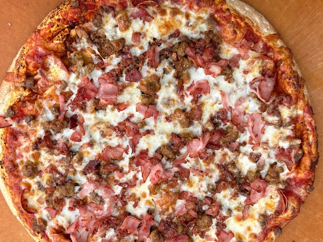 Isons Family Pizza