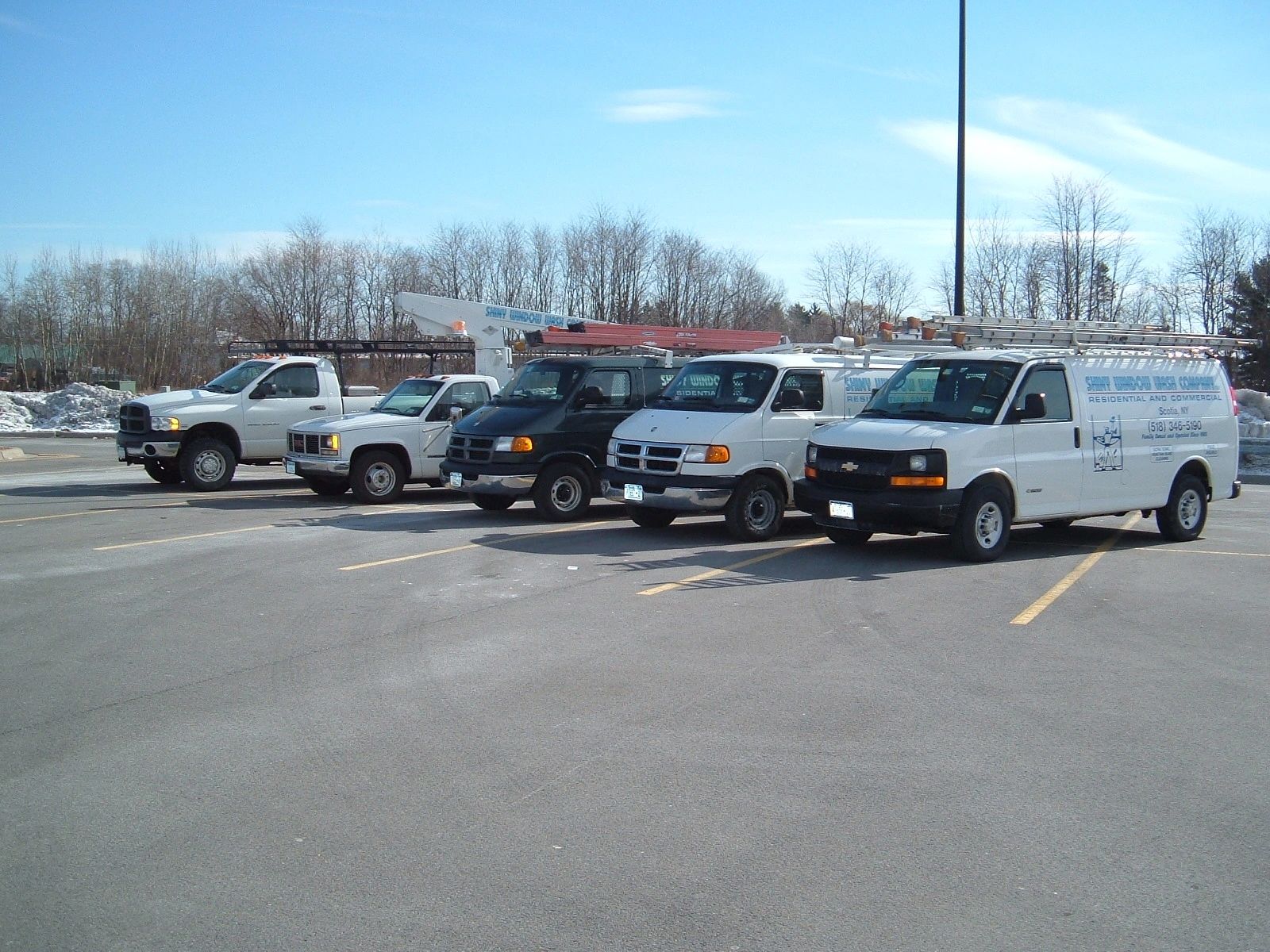 Shiny Window Wash - Window Cleaning, Pressure Washing