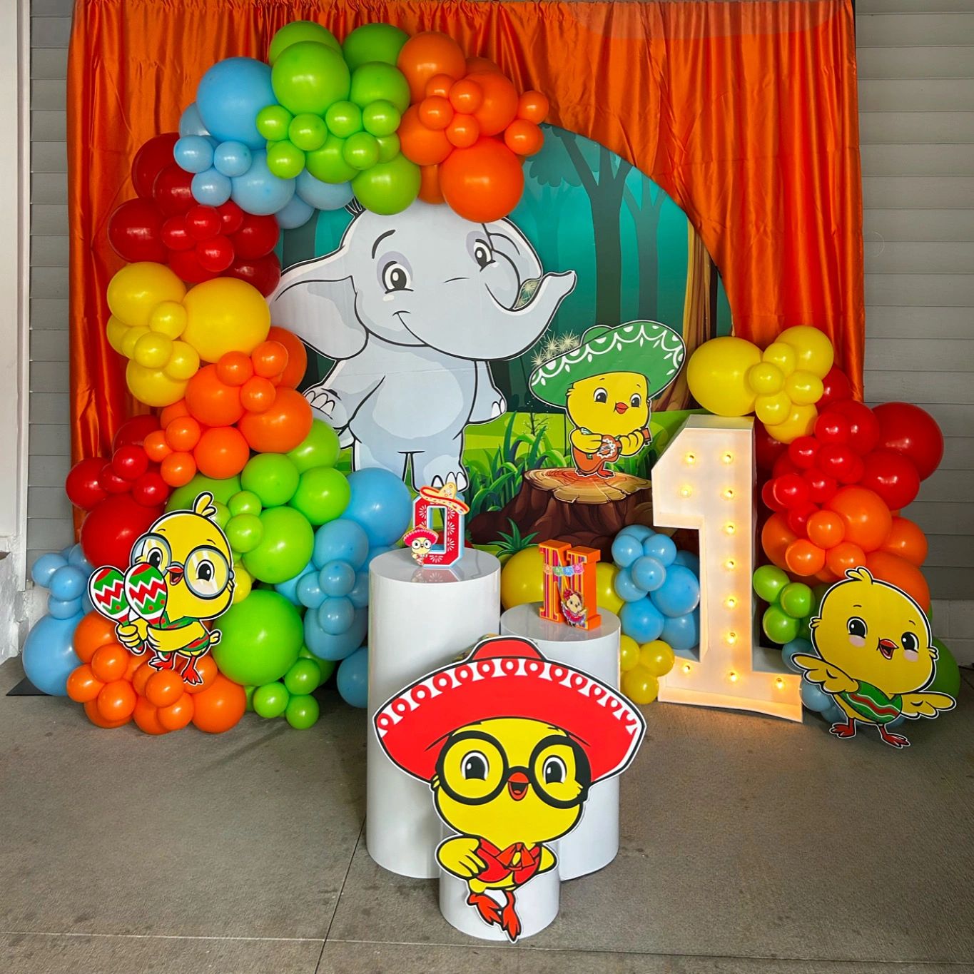 Party Rentals and Decorations - Unique Chic Party Creations RVA