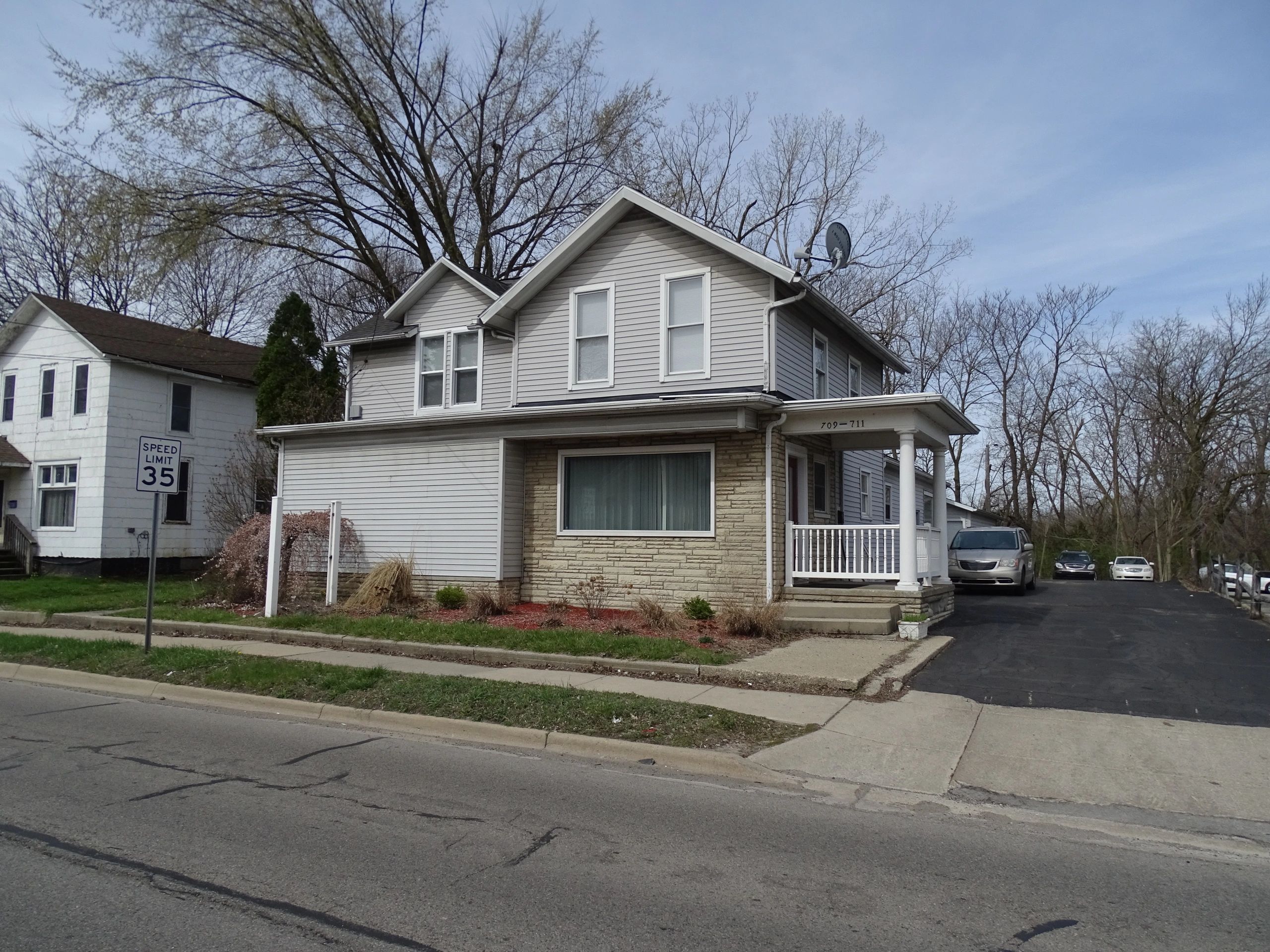 Arrow Real Estate LLC - Property Management, Real Estate