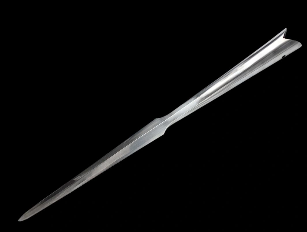 Cavalry Swallow Tail Spear