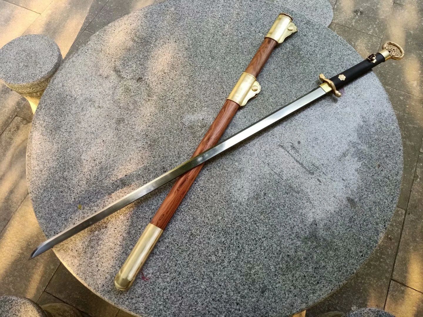 Han Jian. Authentic recreations of Chinese Battle Swords | LK Chen Sword