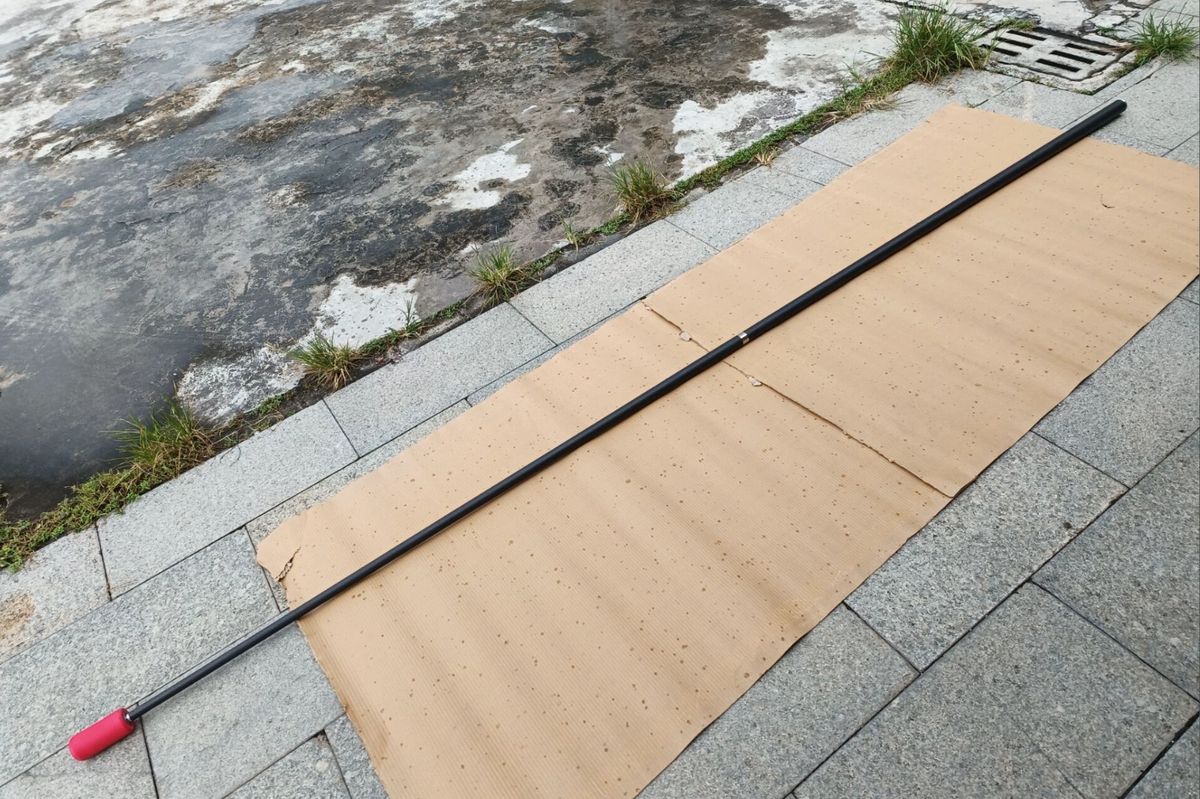 Carbon-Fiberglass pole