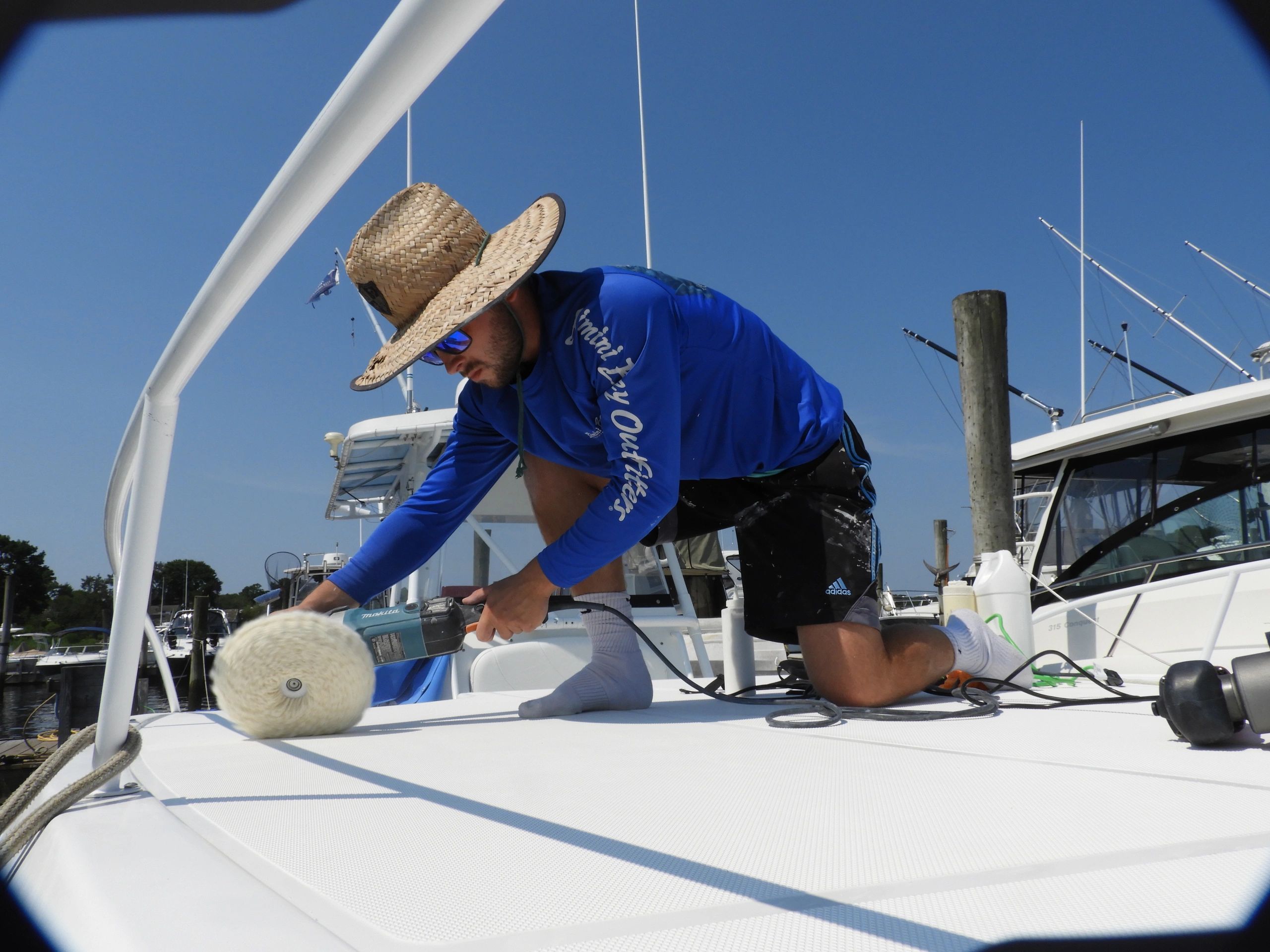 401 Marine Detailing - Boat Detailing, We Come to You!