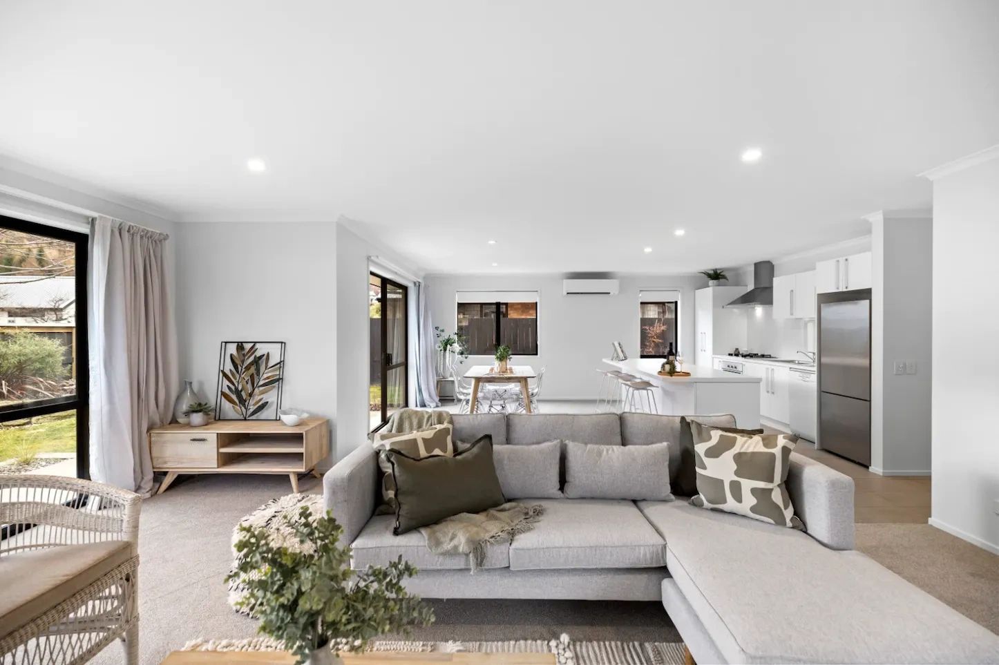 Nic Mitchell Painting & Decorating Ltd