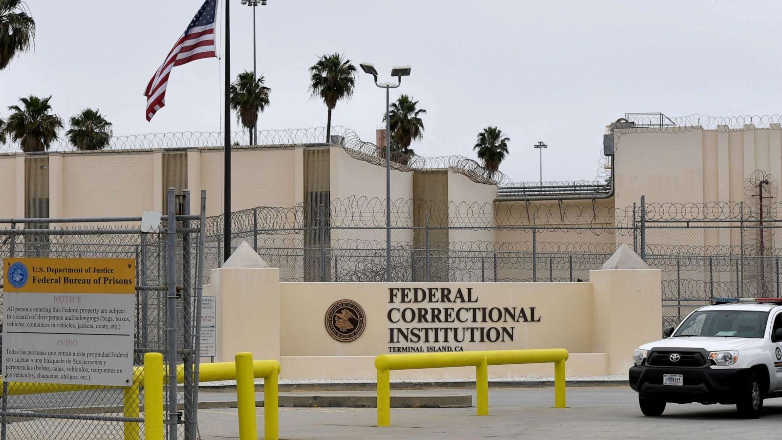 How does federal sentencing work?