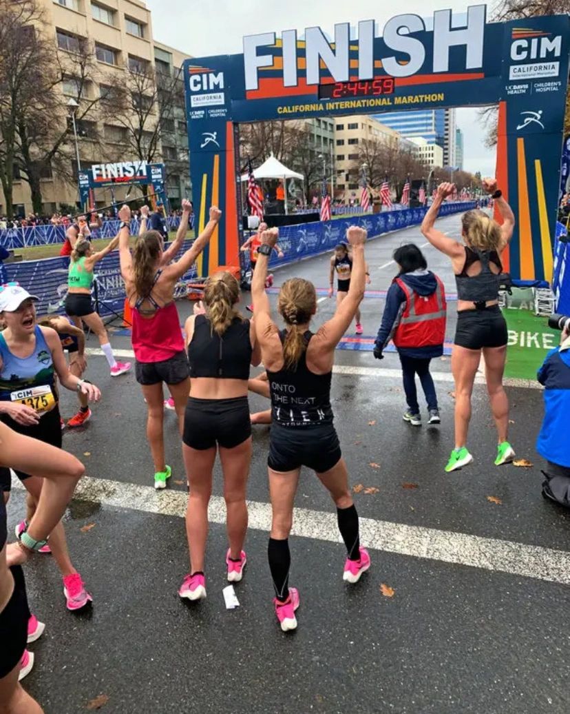The Future is Female (Runners)