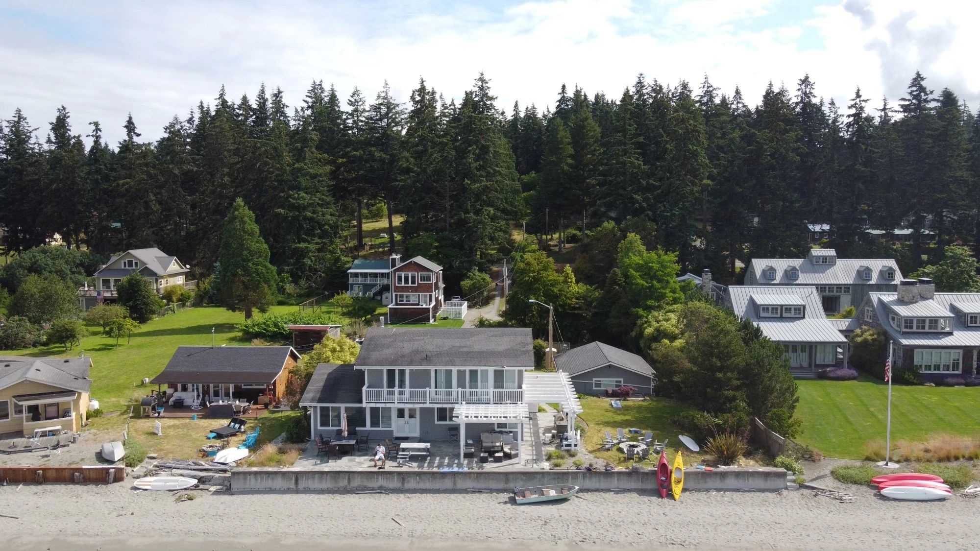 Mutiny Bay Getaway - Beach House, Mutiny Bay