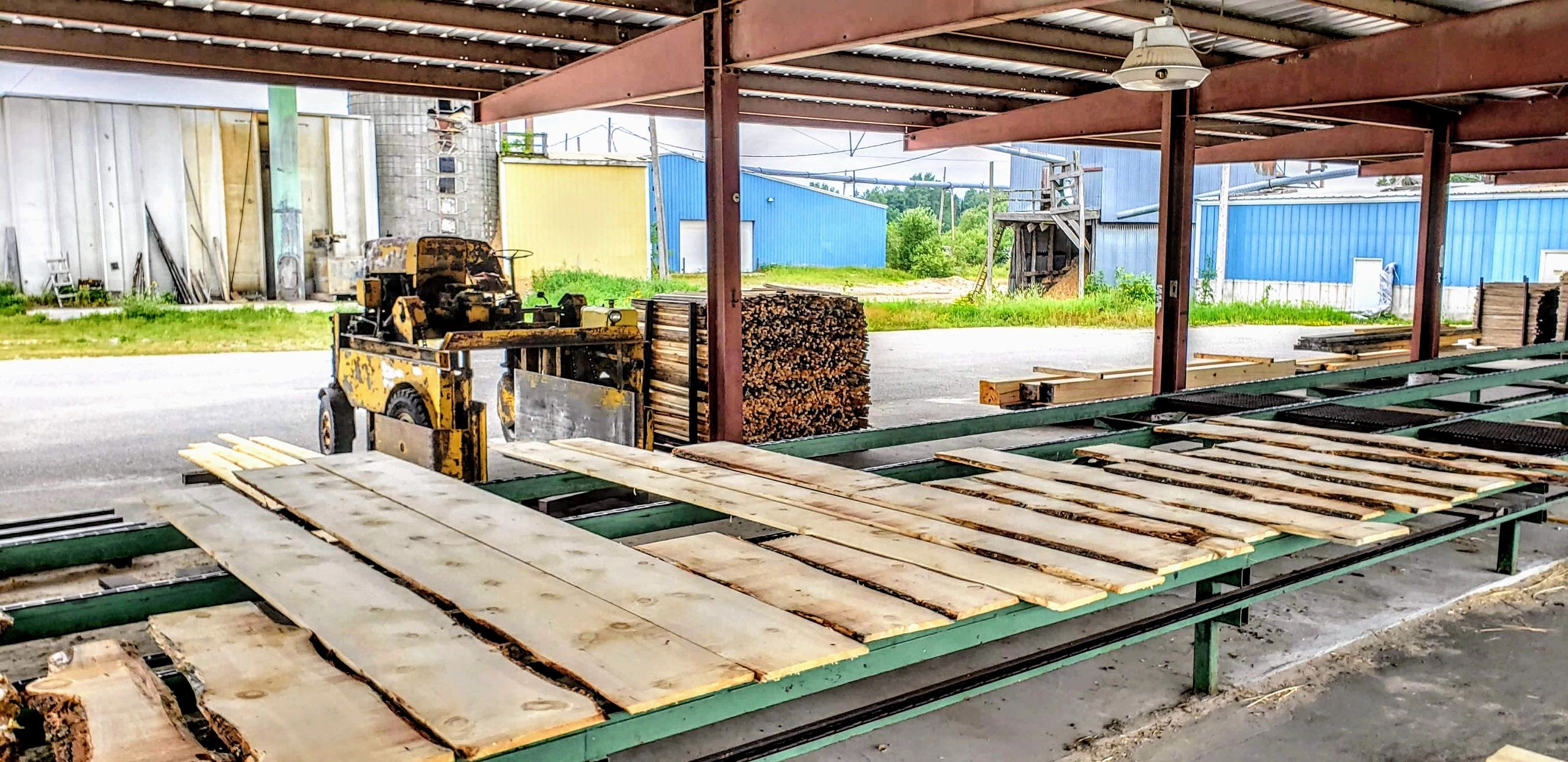 Long White Pine Timbers & Awesome Side Boards