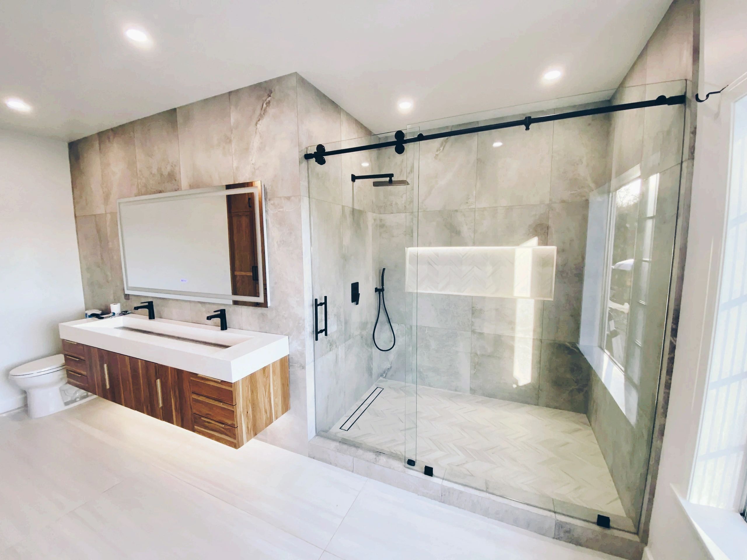 Glass Railings Supplier | Brand X Glass