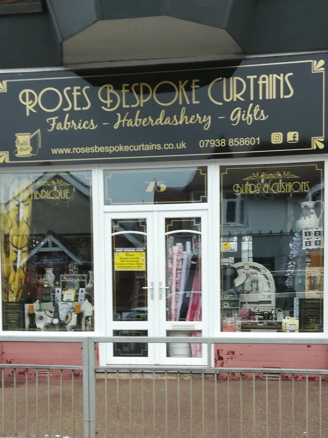 ROSES BESPOKE CURTAINS - Curtains, Curtains, Haberdashery, Blinds