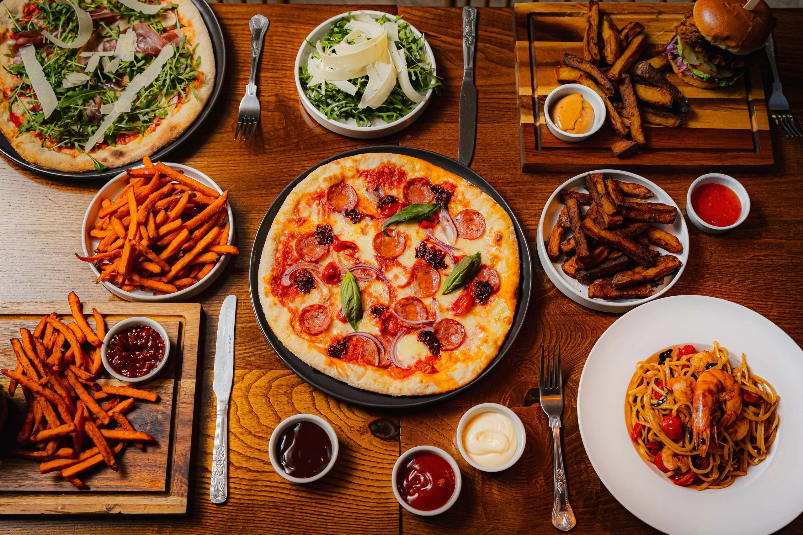 The Last Bank - Bar, Fine Dining, Cocktail Bar