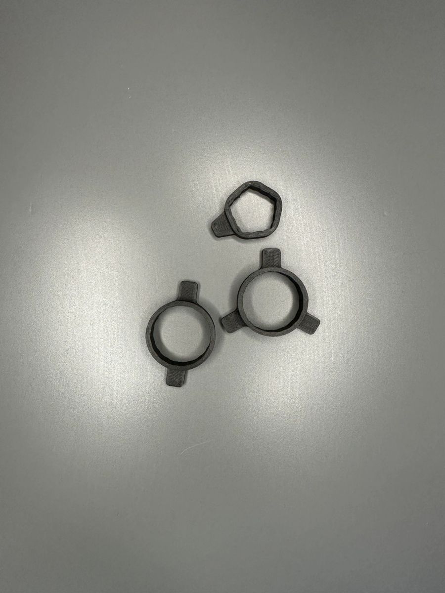 Dual laser Illuminator adjustment throw levers