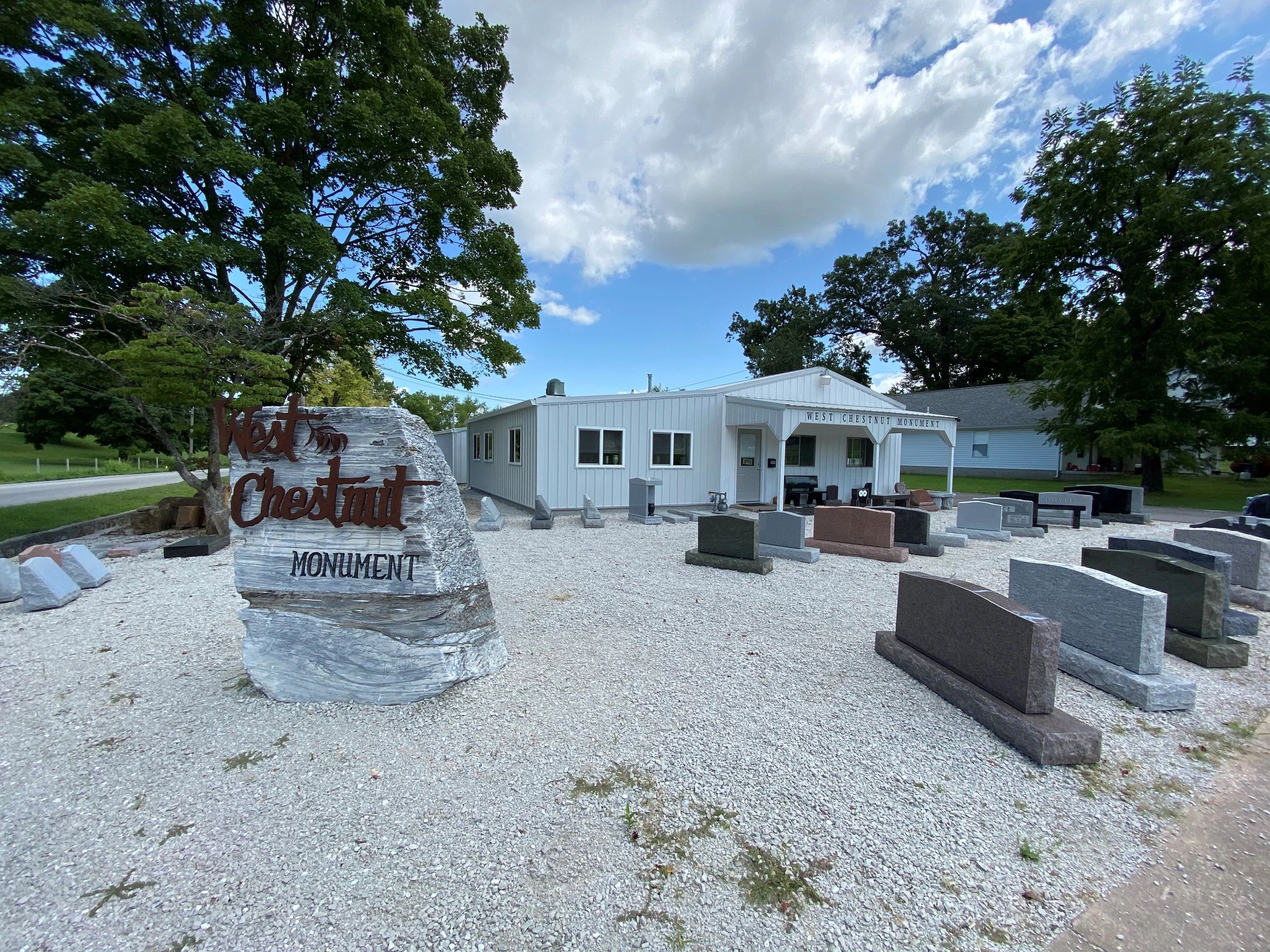 West Chestnut Monument