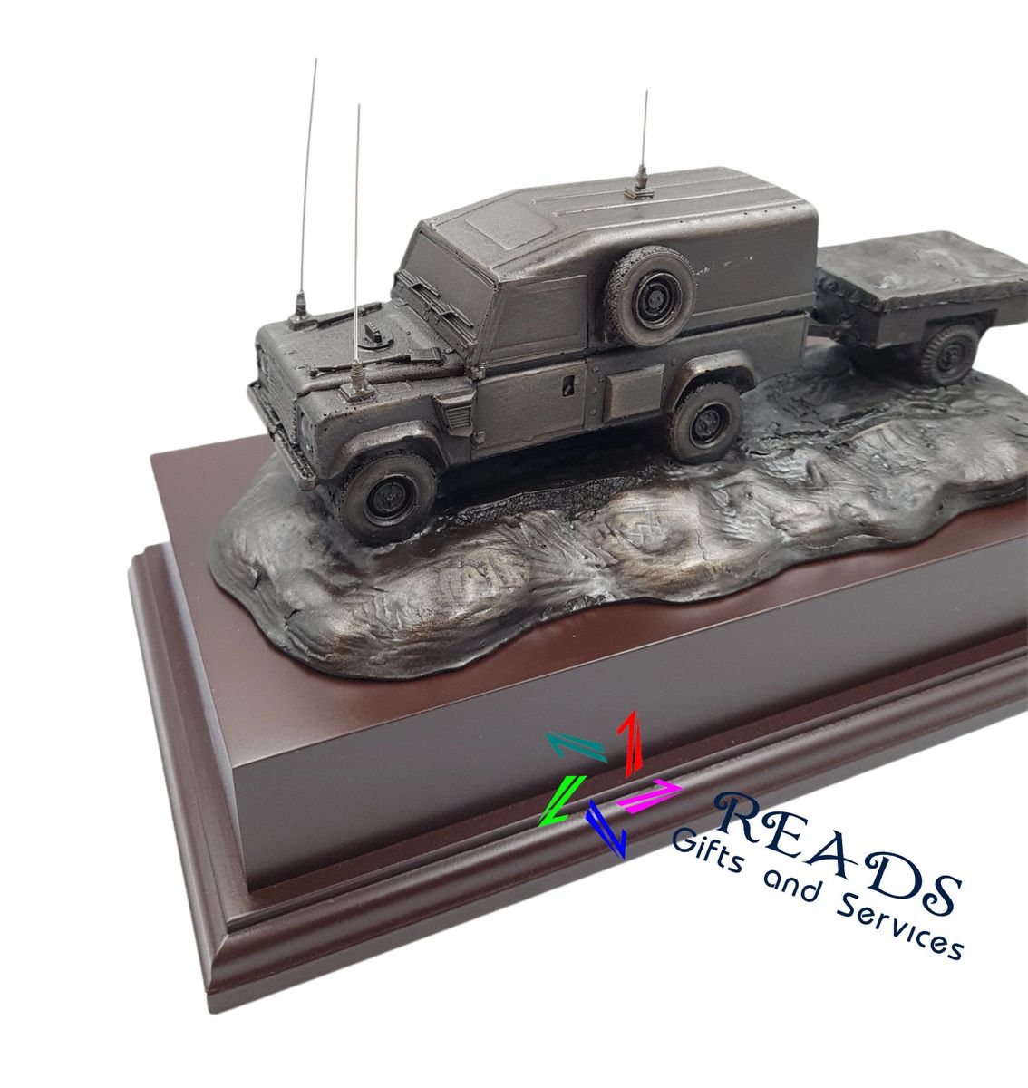 Land Rover with Trailer Fittted for Radio (FFR)