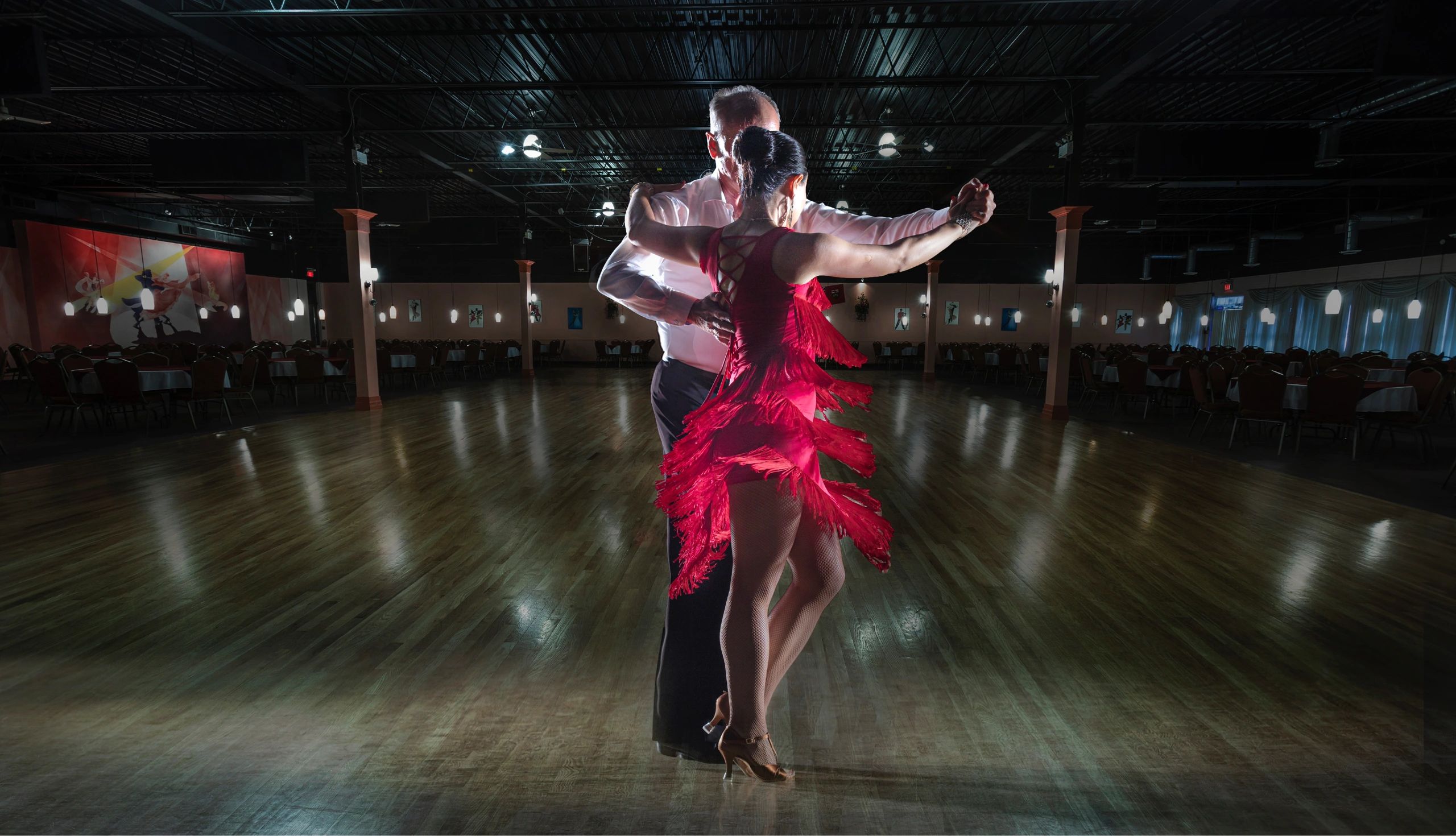The West-Way Dance Club in Toronto - Dance Party, Line Dance