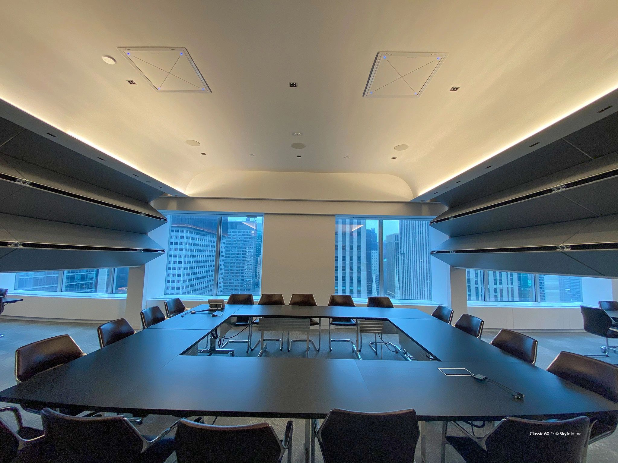 Reconfigure Space in Minutes with Skyfold® Vertical Walls