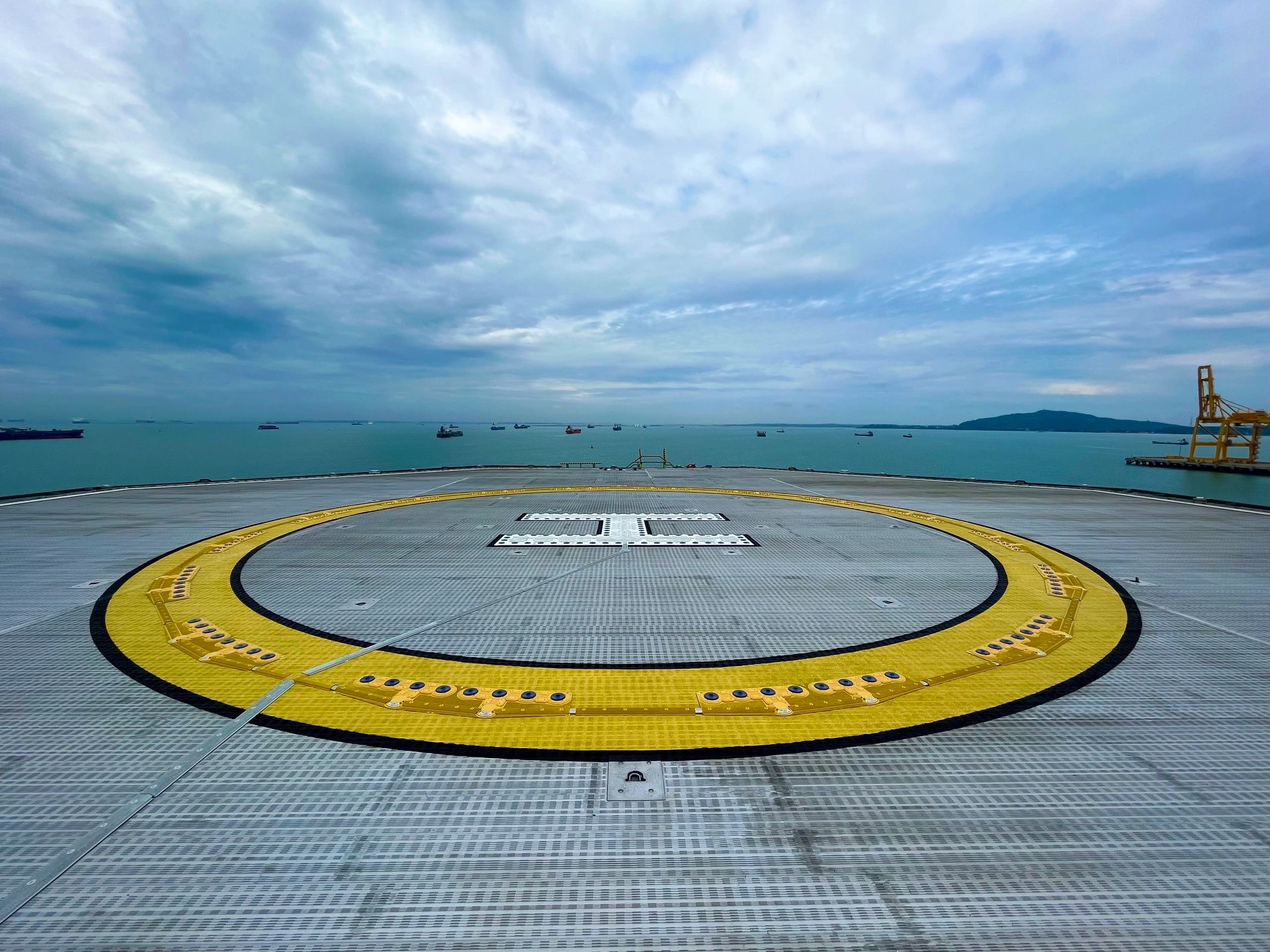 Helideck C & H lights system