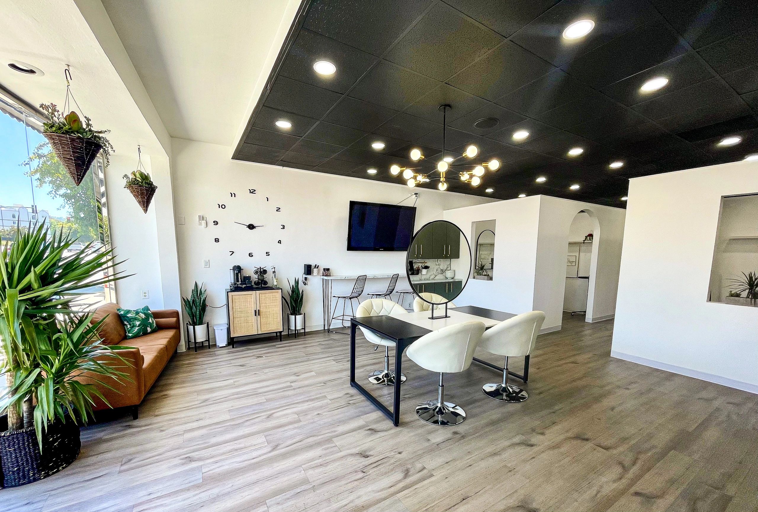 Seasoned Beauty Pro's