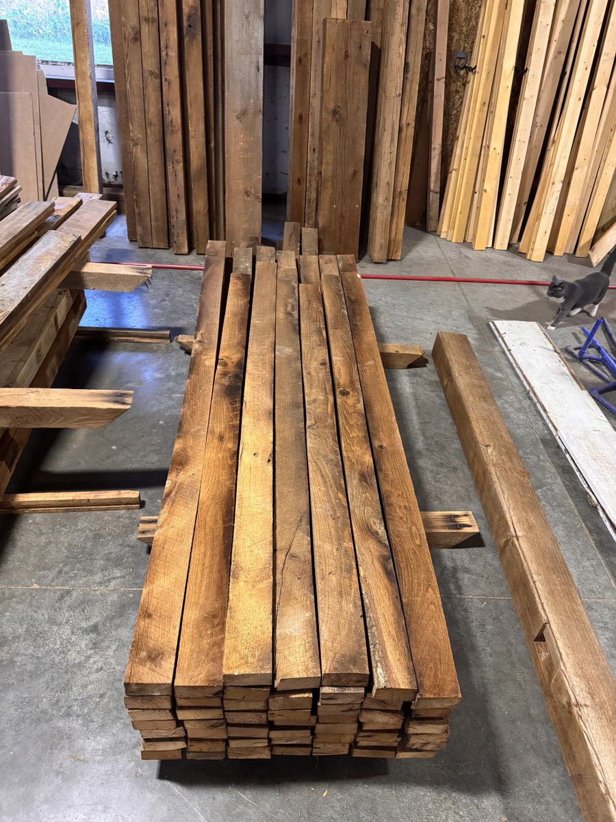 Reclaimed Oak 2x4 Lumber