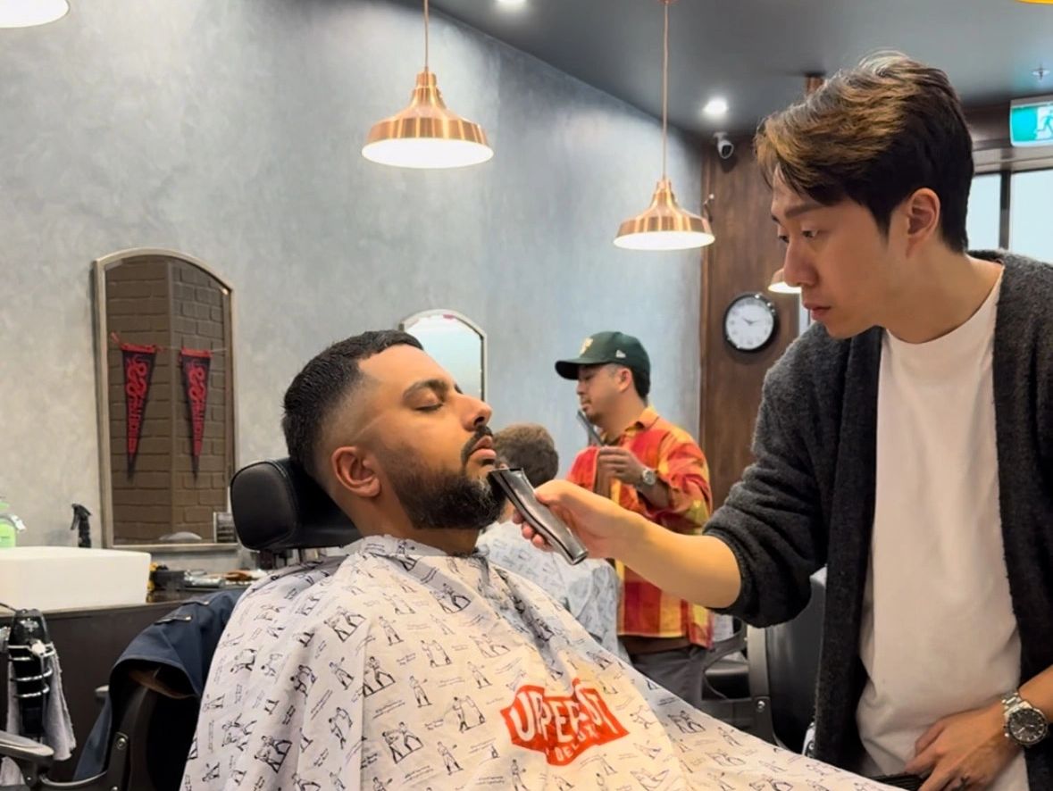 Street barber shop -Brisbane-QLD