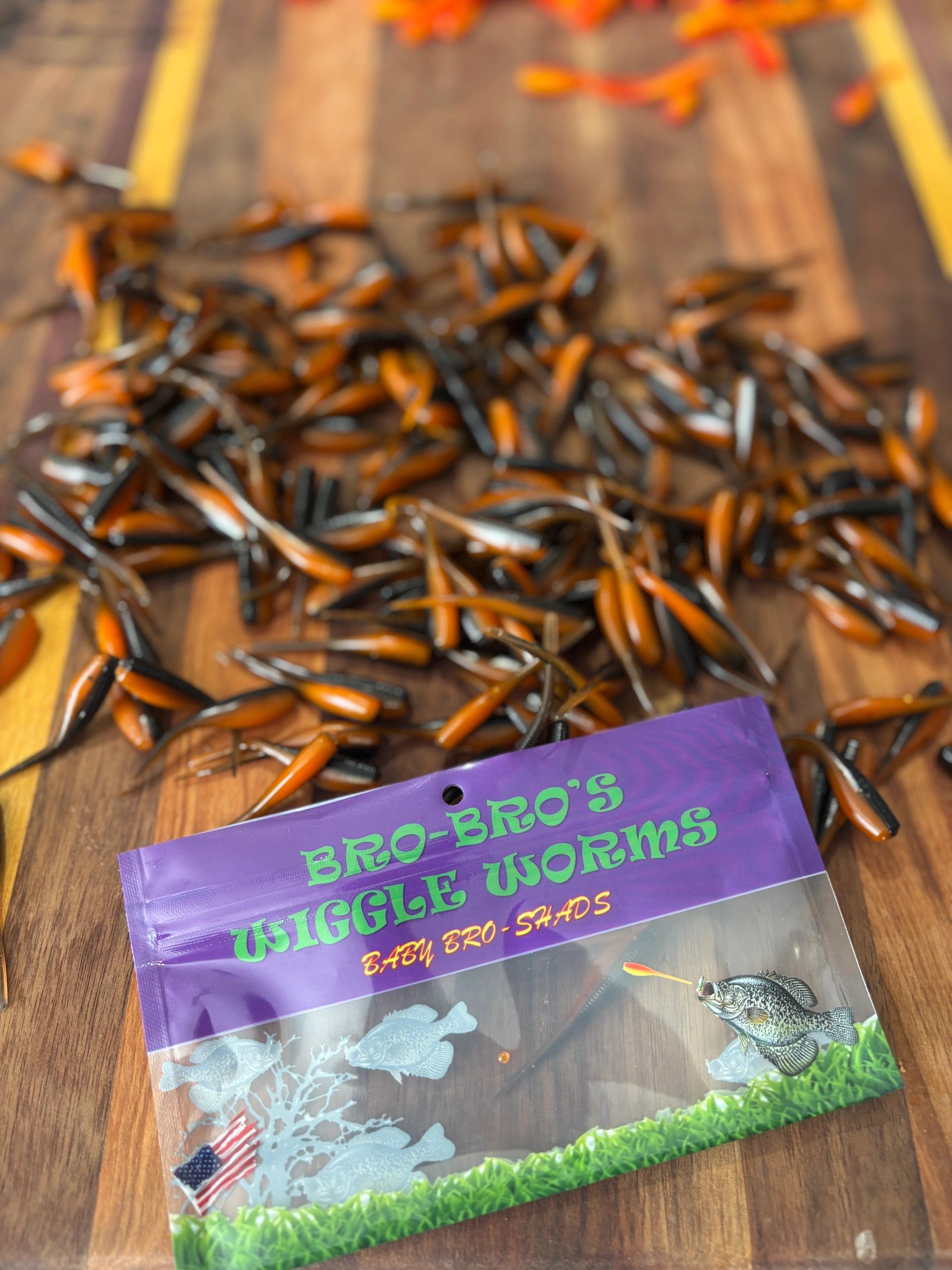 Bro-Bros Wiggle Worms