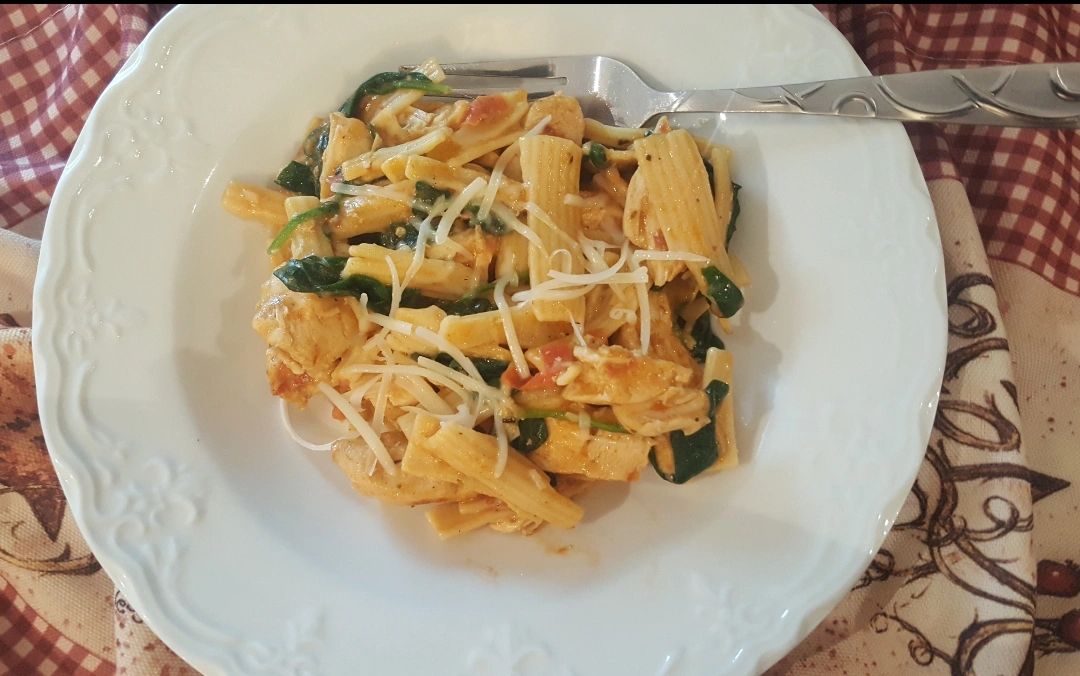 Tuscan Chicken Pasta