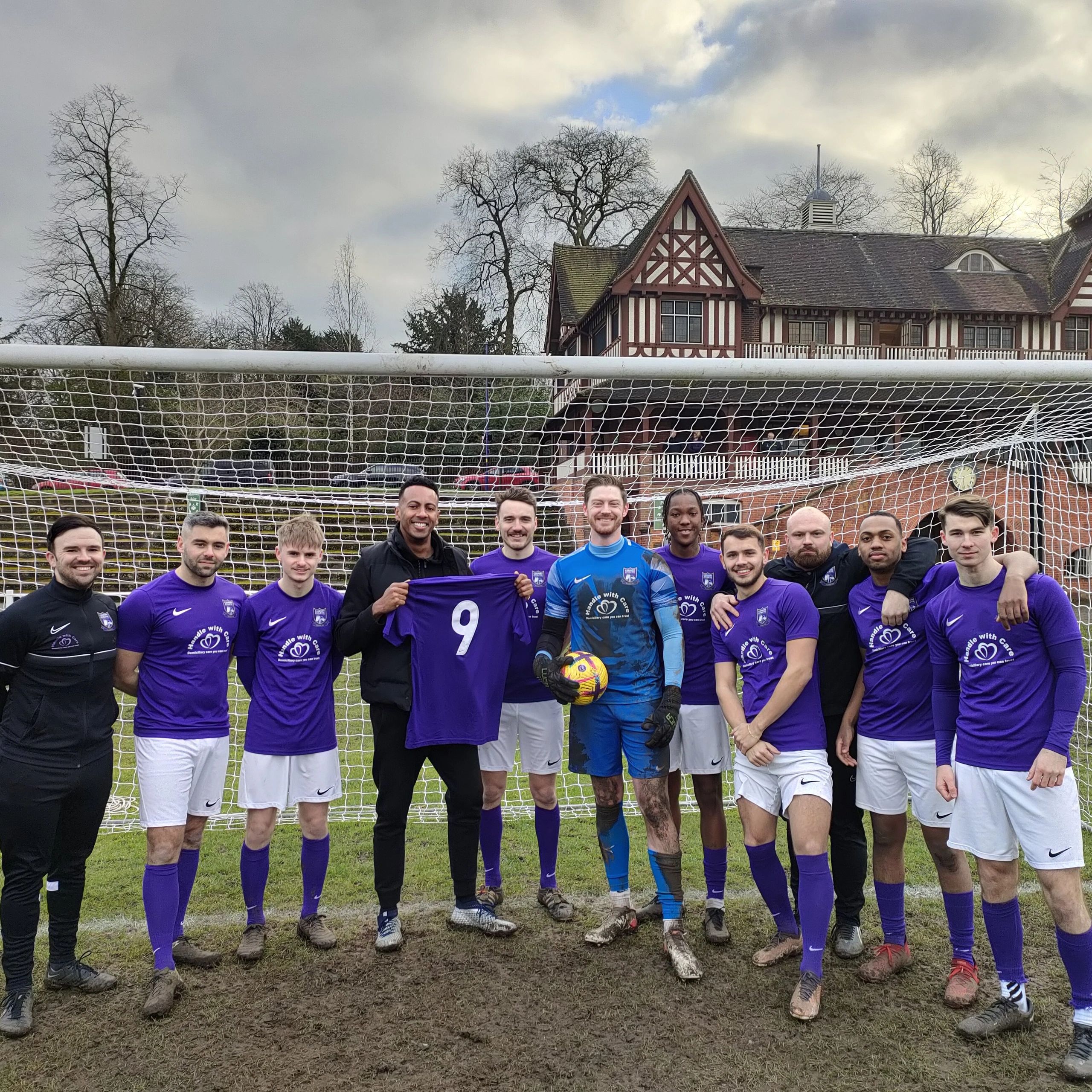 Cadbury Athletic pay homage to old boy & Premier League star!