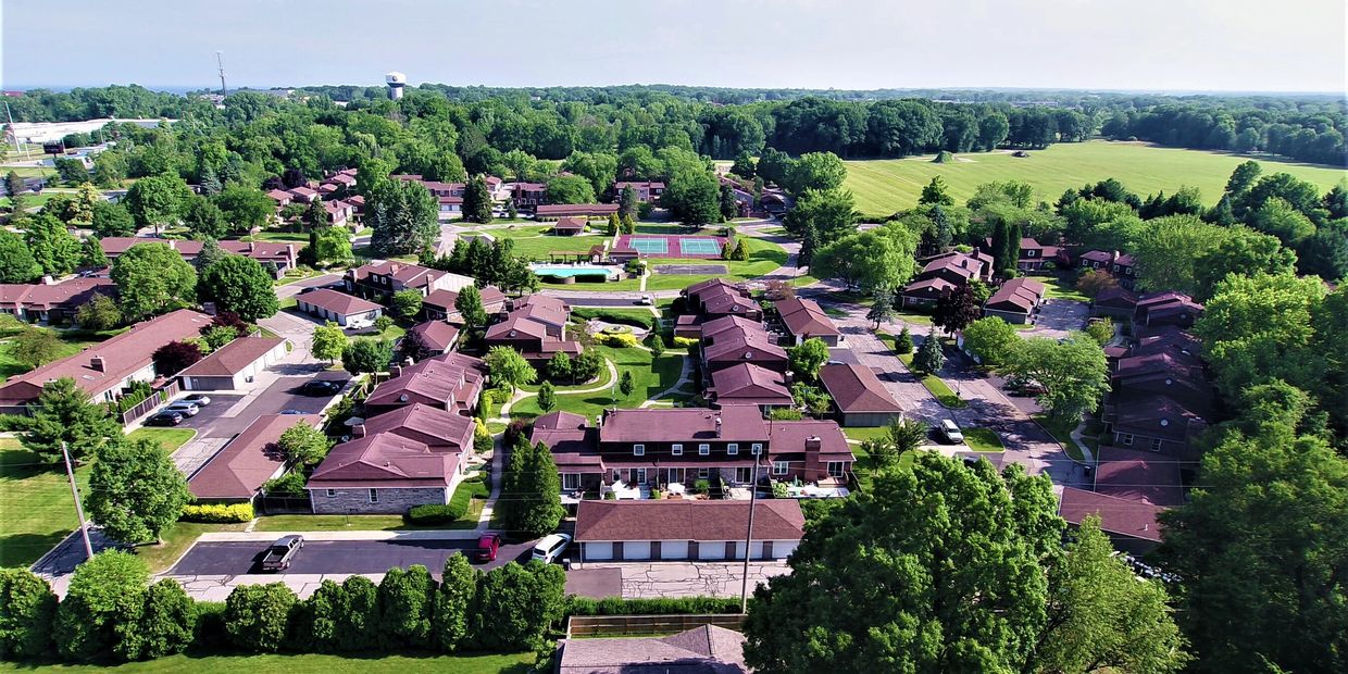 About Camelot Condominium Association
