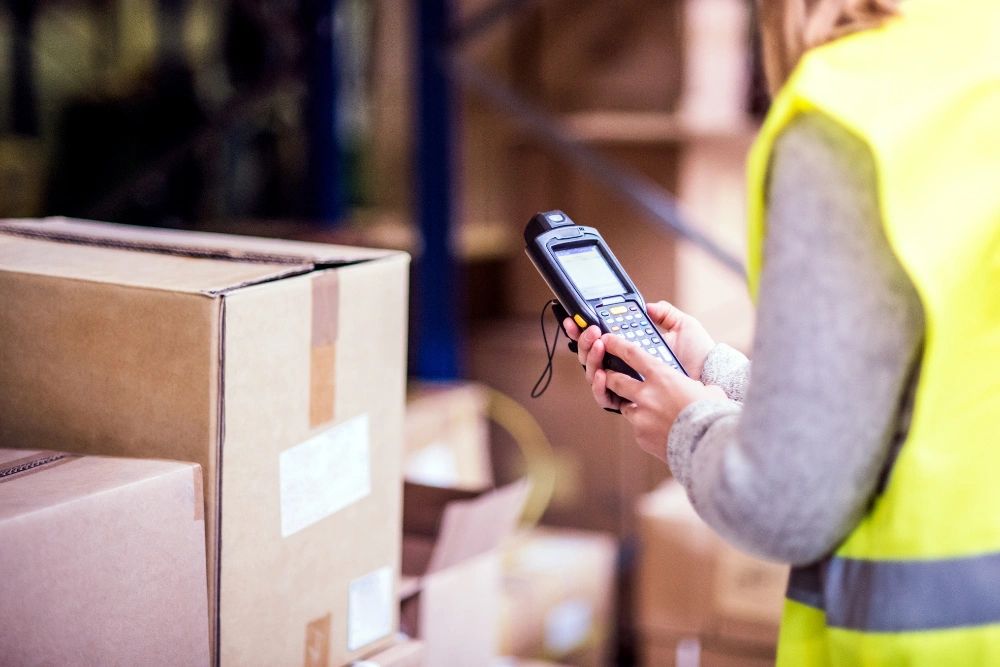 How to Choose the Best Barcode Scanner for Your Retail Shop?