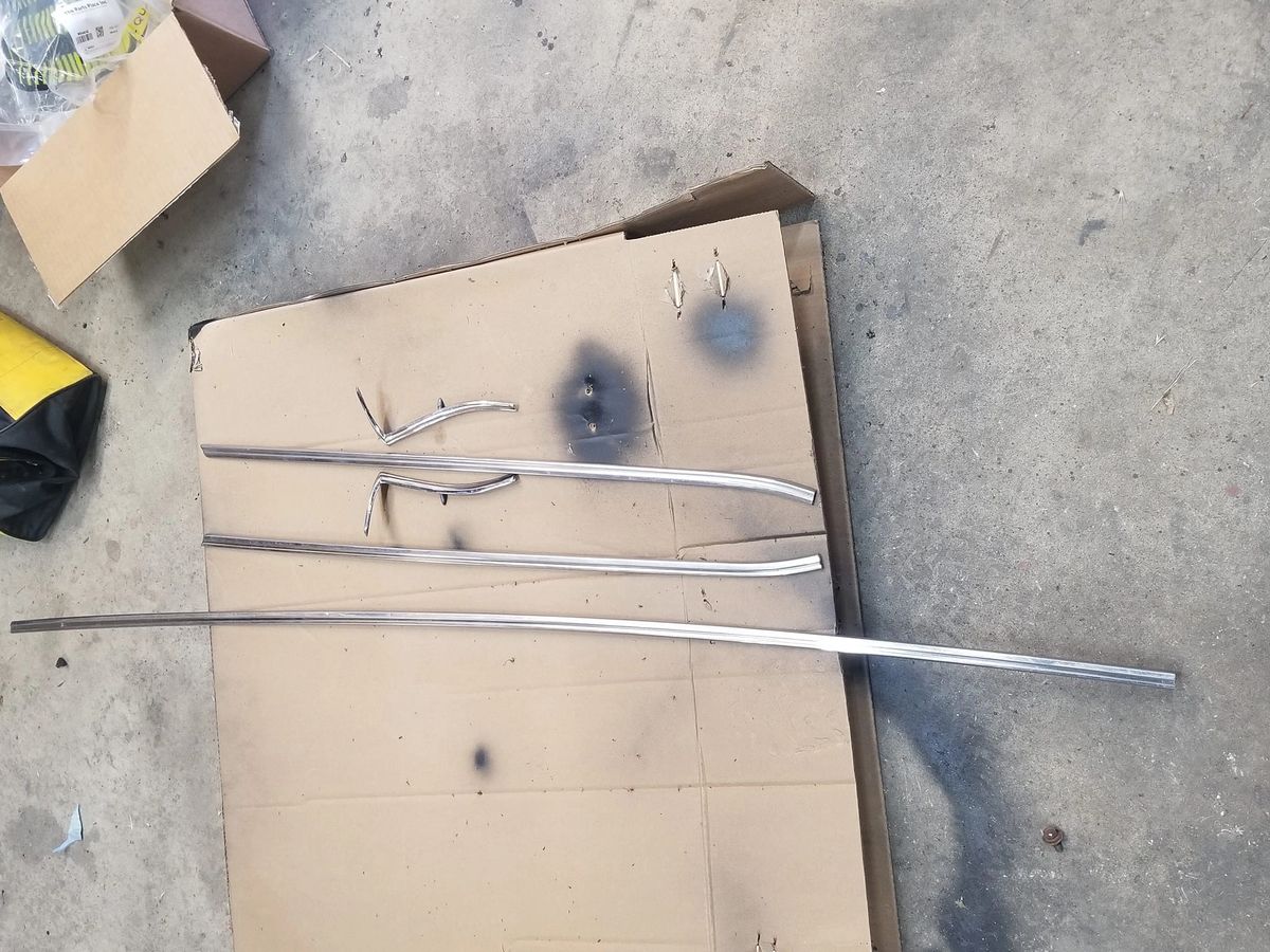 Vinyl Top Trim Moldings 70-72 Buick Skylark GS