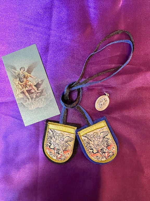 St Michael Scapular, Medal and Card