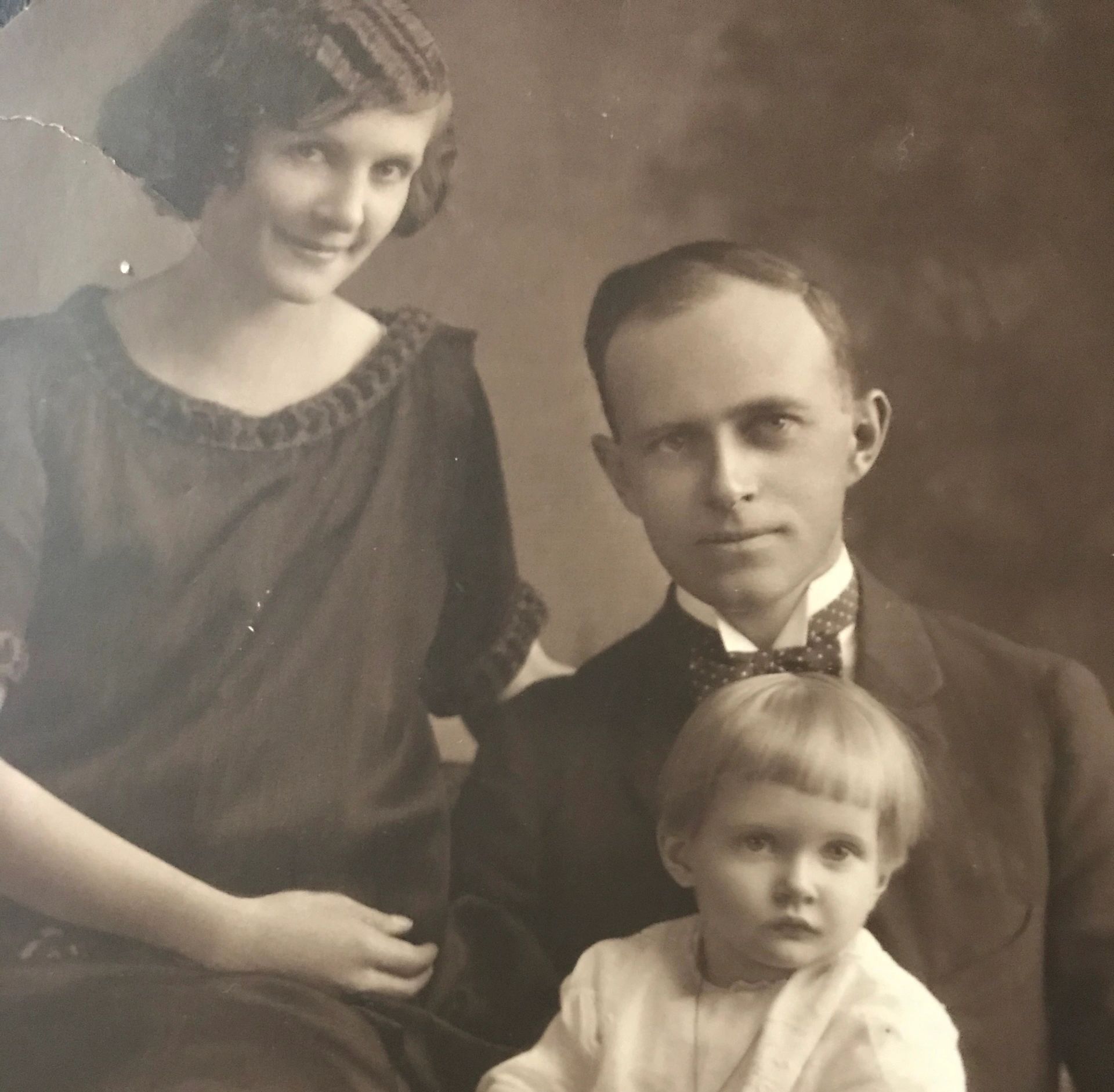 Frances Earline Roberts Part 1 (1922-1939)