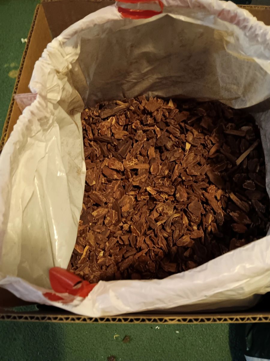 1 cubic foot box, Heat treated fir bark, shipping included
