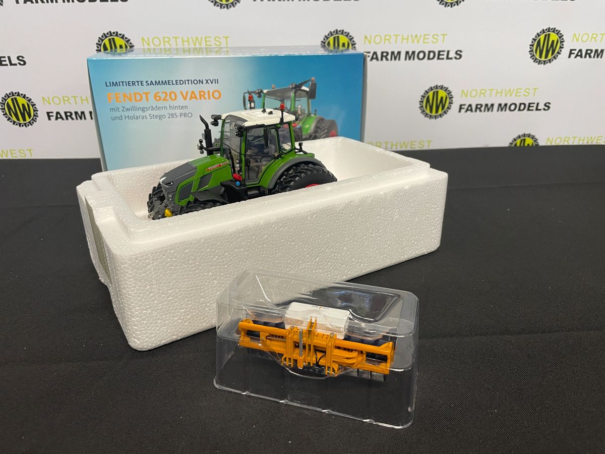 UNIVERSAL HOBBIES 6712 1:32 SCALE FENDT 620 VARIO WITH REAR DUAL WHEELS ...