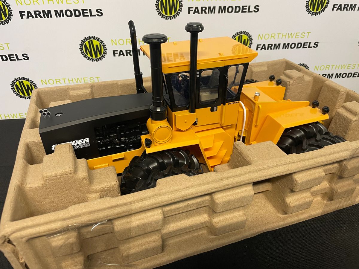 ERTL 44348 1:16 SCALE CASE IH STEIGER CA325 INDUSTRIAL YELLOW PRESTIGE ...