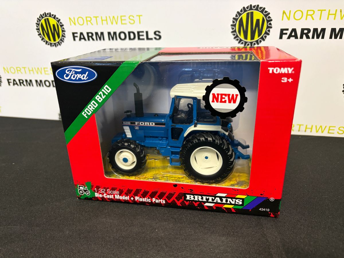 BRITAINS 43418 1:32 SCALE FORD 8210 SUPER Q CAB 4WD TRACTOR
