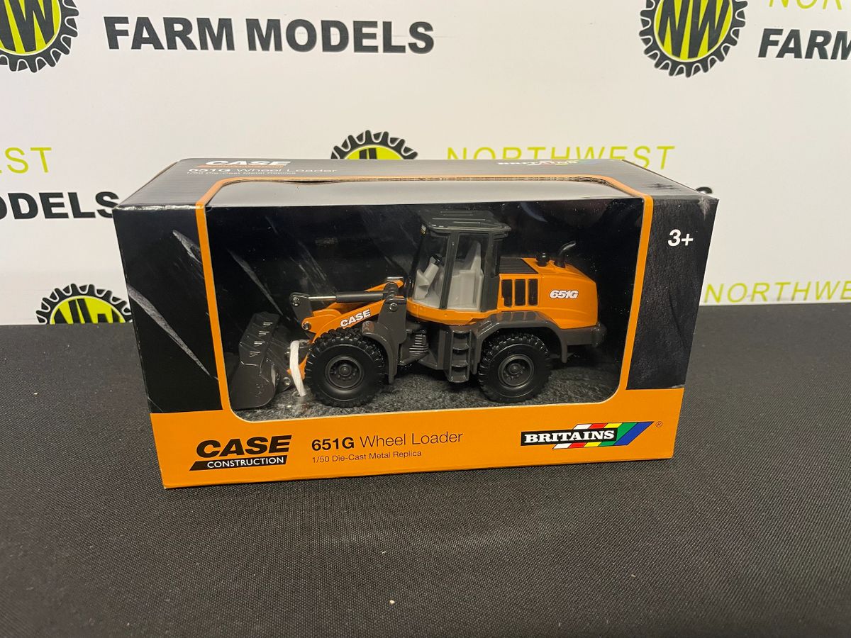 BRITAINS 43398 1:50 SCALE CASE 651G WHEELED LOADER