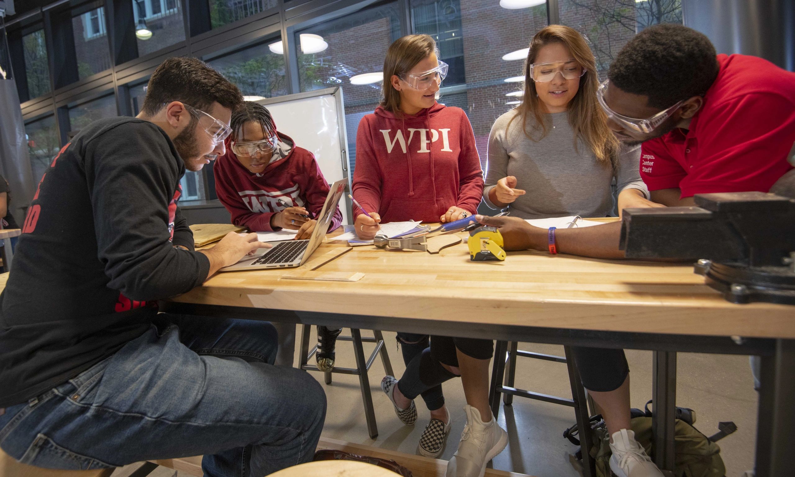 Manchester college partners with WPI, supports transfer pathway