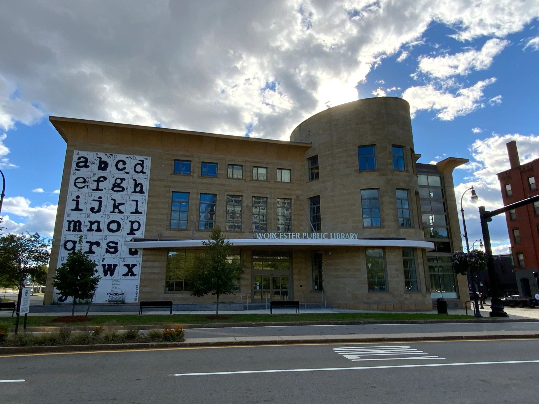 Despite increase in incidents, Worcester library staff hopeful