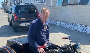 Tom Maloney, 'an electrician who helped people see the light'