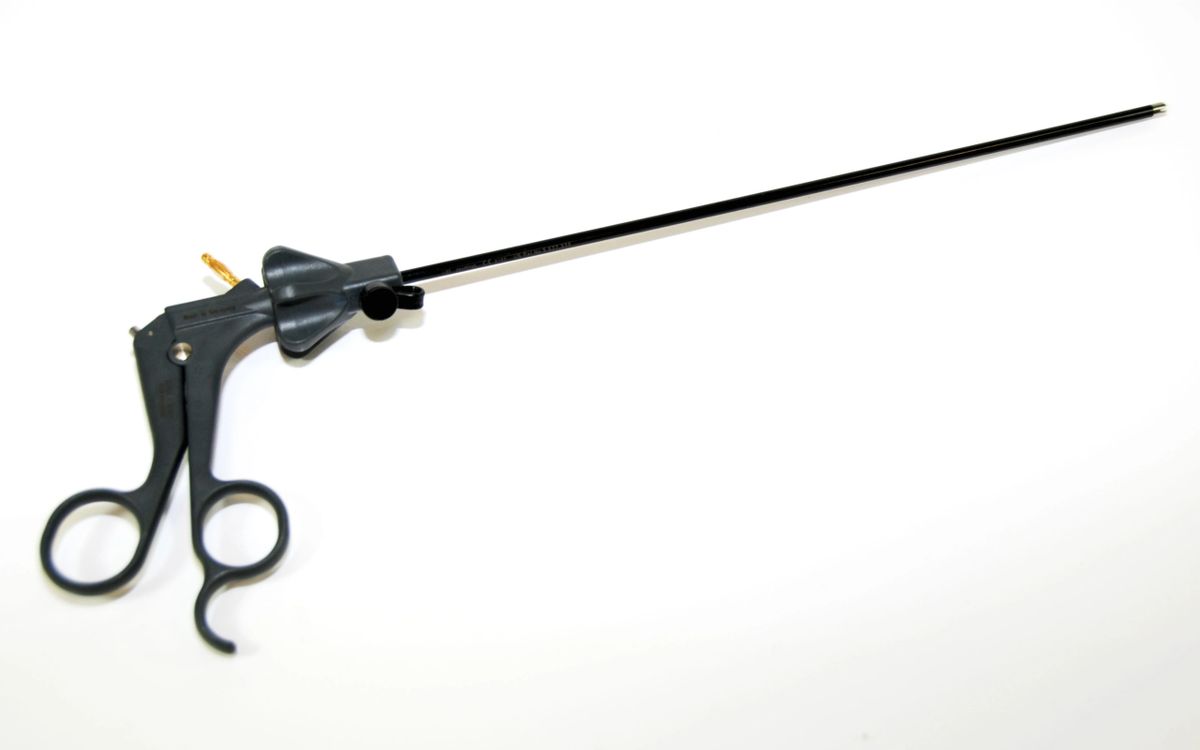 Stryker 250-080-617 5mm x 33cm PEEK Monopolar Handle