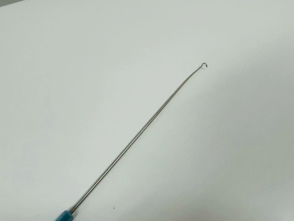 Snowden Pencer 89-2401 Genzyme Vein Hook
