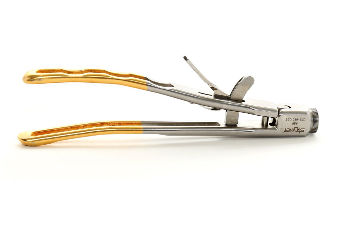 Stryker 250-080-235 5mm, 33cm Needle Holder Handle