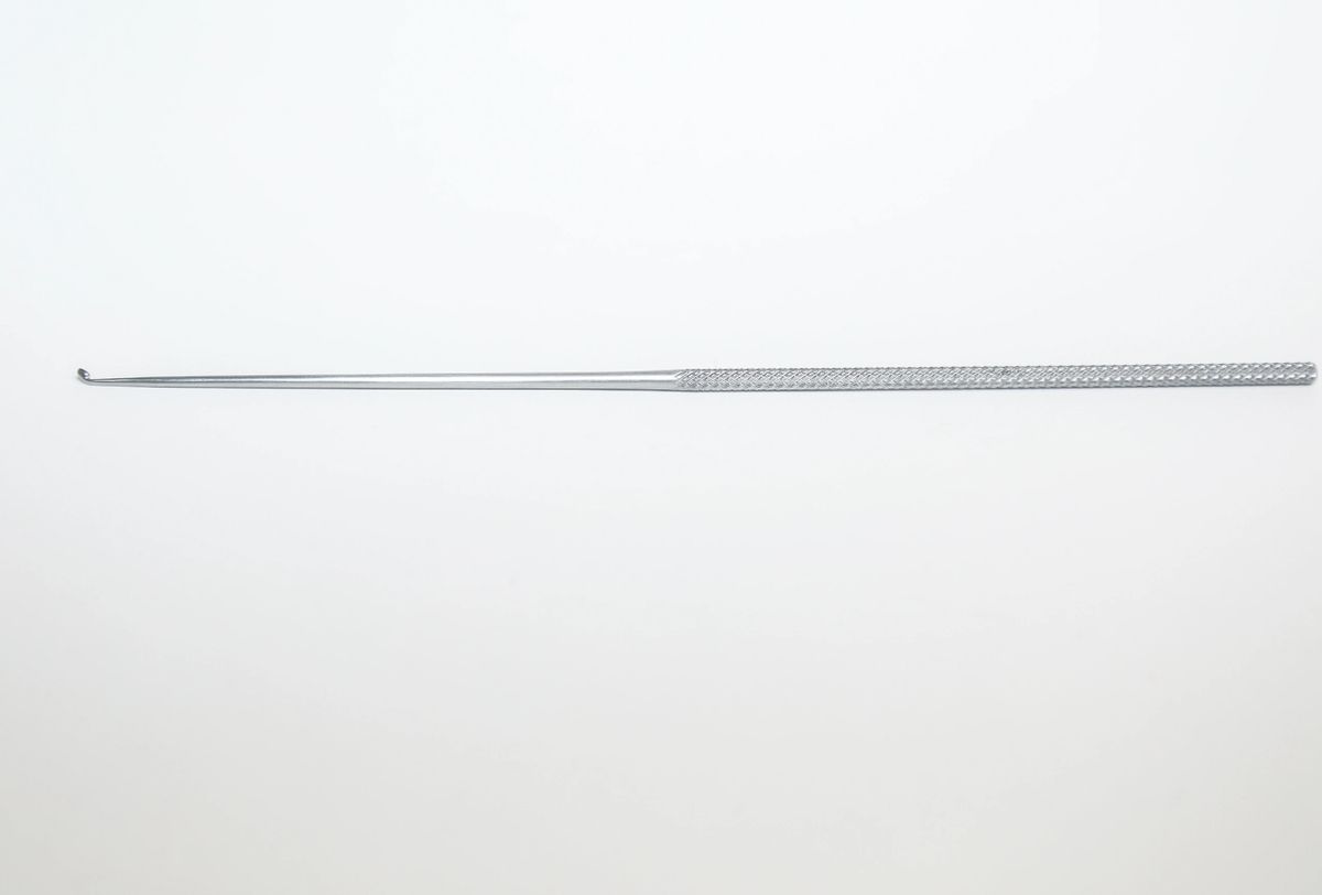 V Mueller NL3785-014 Rhoton Micro Curettes #14 Angled