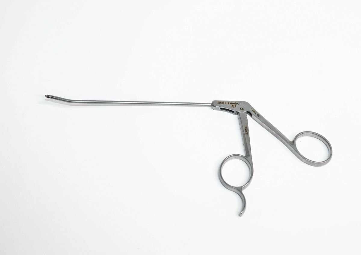 Shutt Linvatec 2.1633 Mini-tip Forceps 15° up-tip forceps