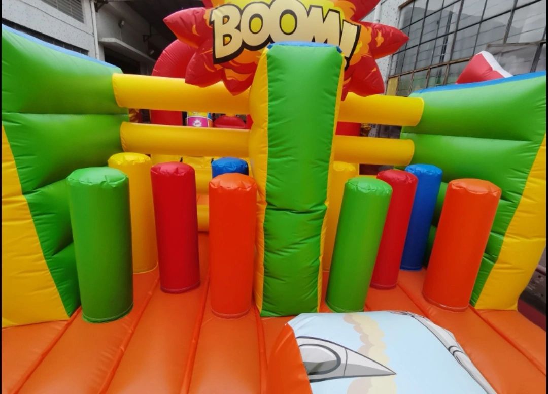 Parcours BOOM | SPLASH! Jeux gonflables et équipement de fête