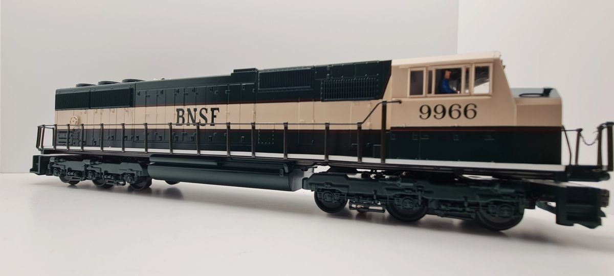 MTH 20-2154 BNSF SD 70 MAC PREMIER EDITION